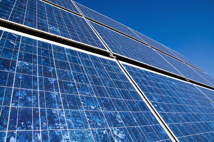 Limpieza de placas solares, todo lo que necesitas saber